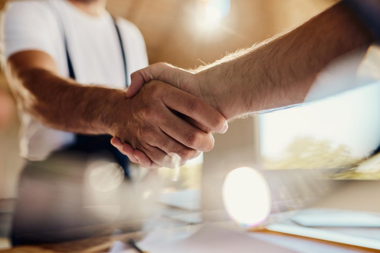 Building Strong Client Relationships: The Role of After-Sales Support ...